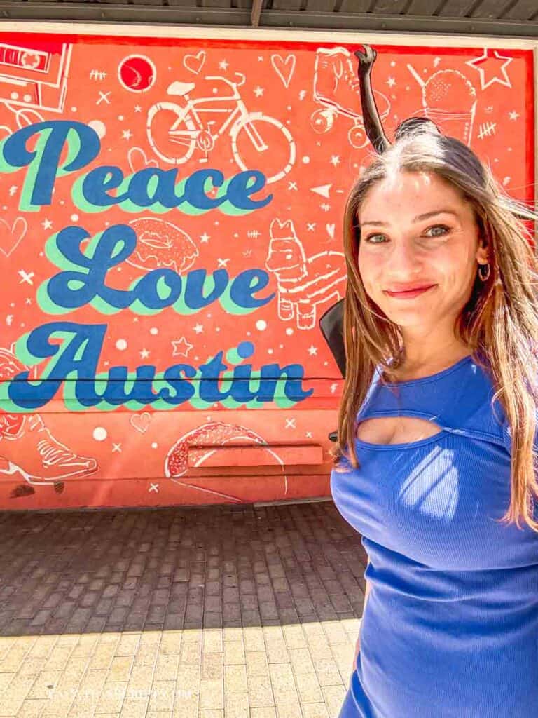 The Ultimate 2025 Guide to Murals Austin • Vacation Script